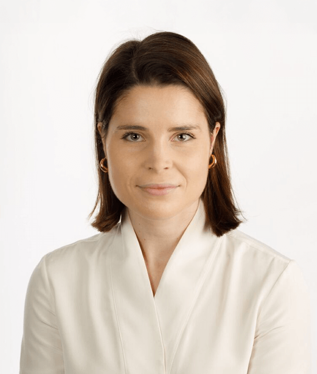 Flora Juster | Consultants | Russell Reynolds Associates